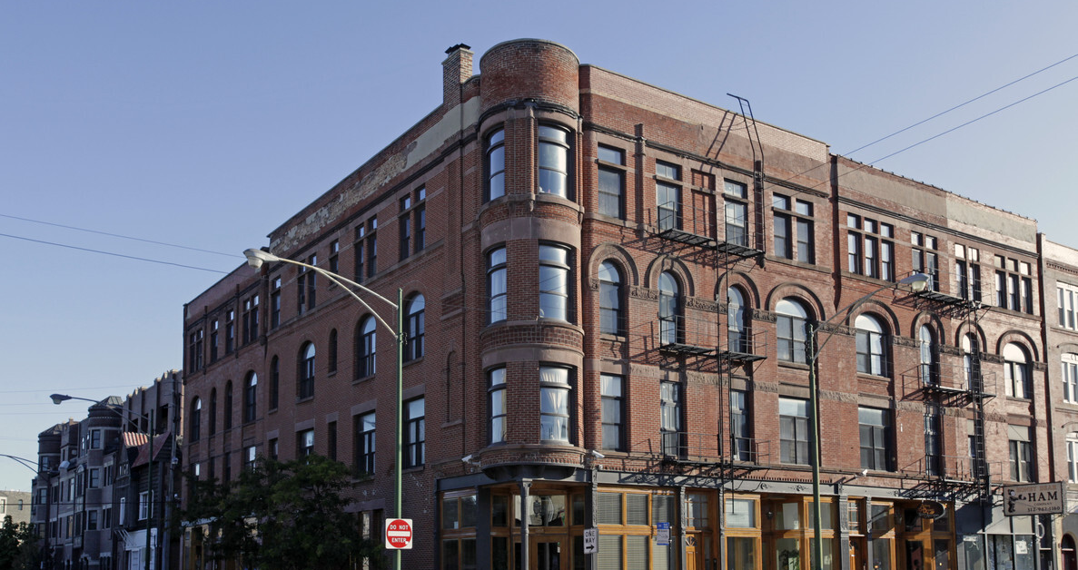 1166 W Grand Ave, Chicago, IL 60642 » Zentro