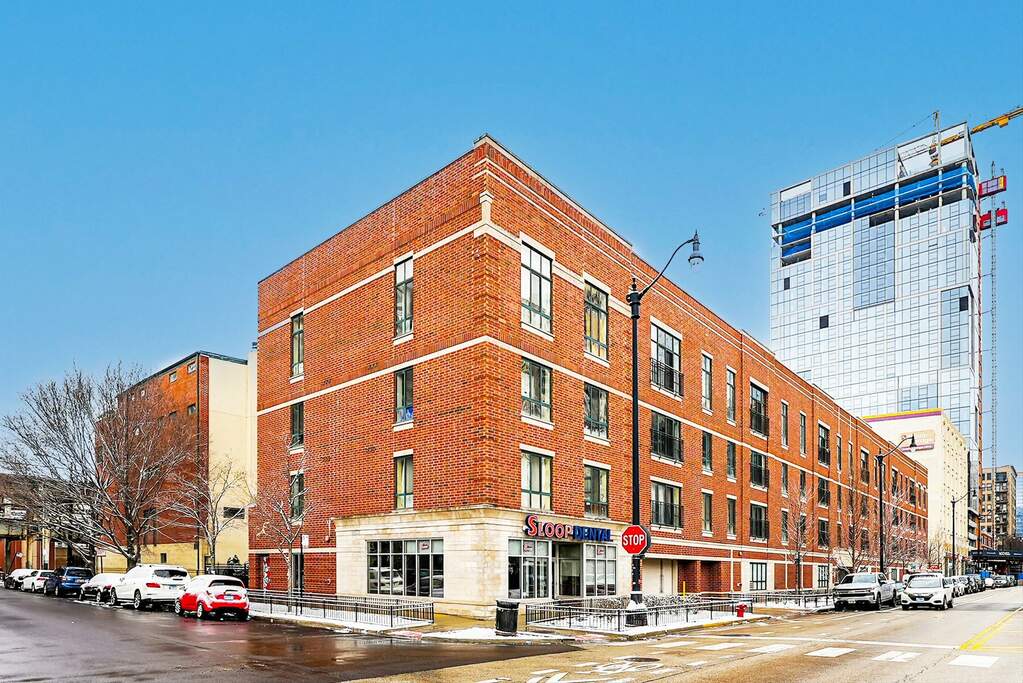 1440 S Wabash Ave, Chicago, IL 60605 » Zentro